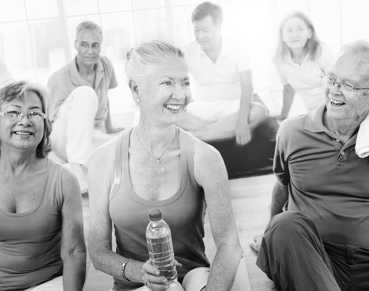 The Benefits of Moving into a Retirement Community - LifeYourWay