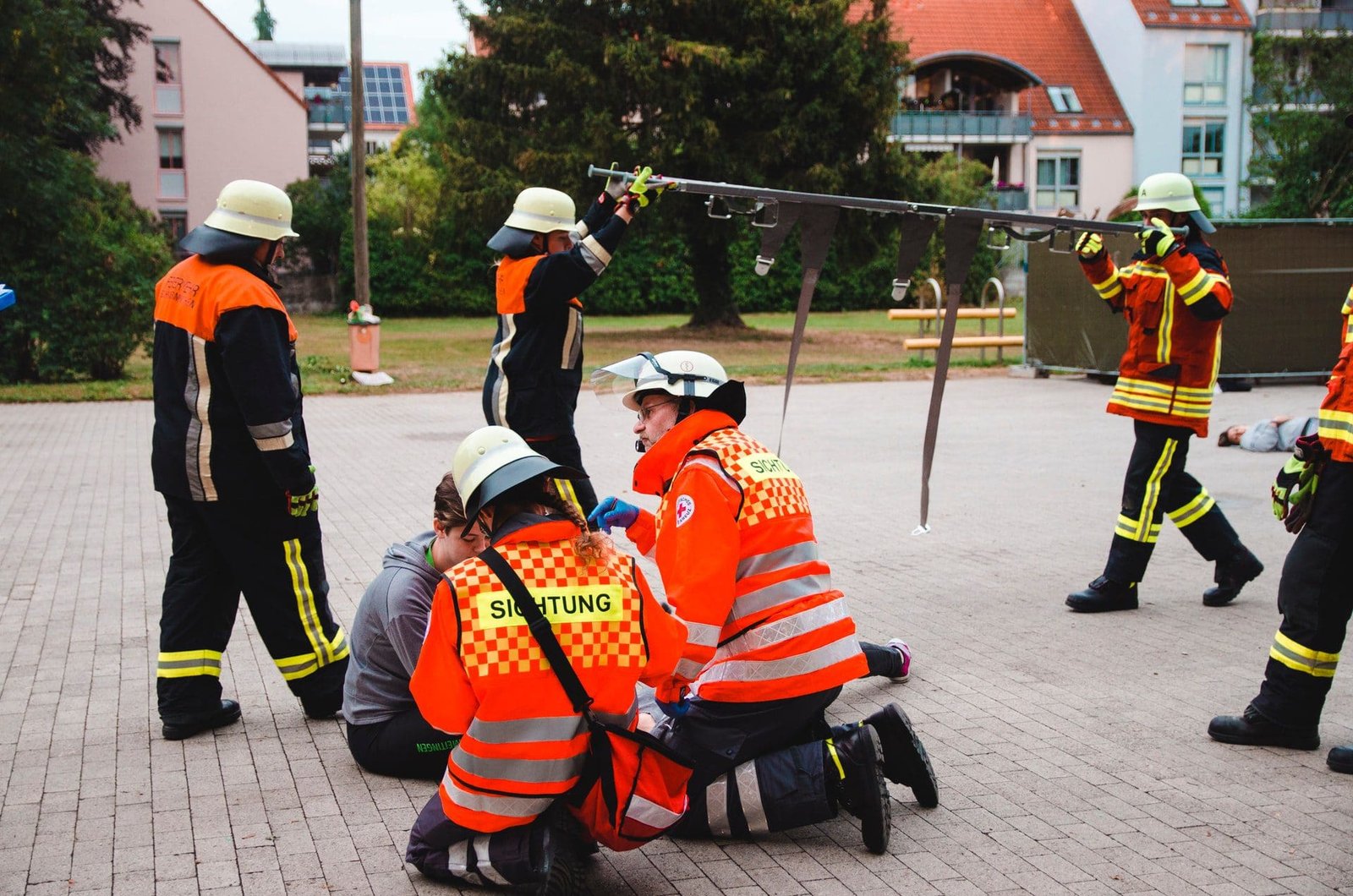 6 Tips to Improve Medical Communication as Paramedics - LifeYourWay