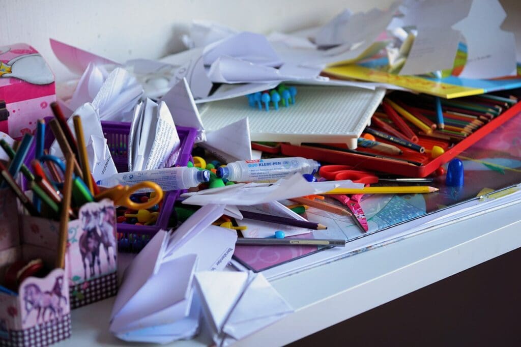 Organizing Archives